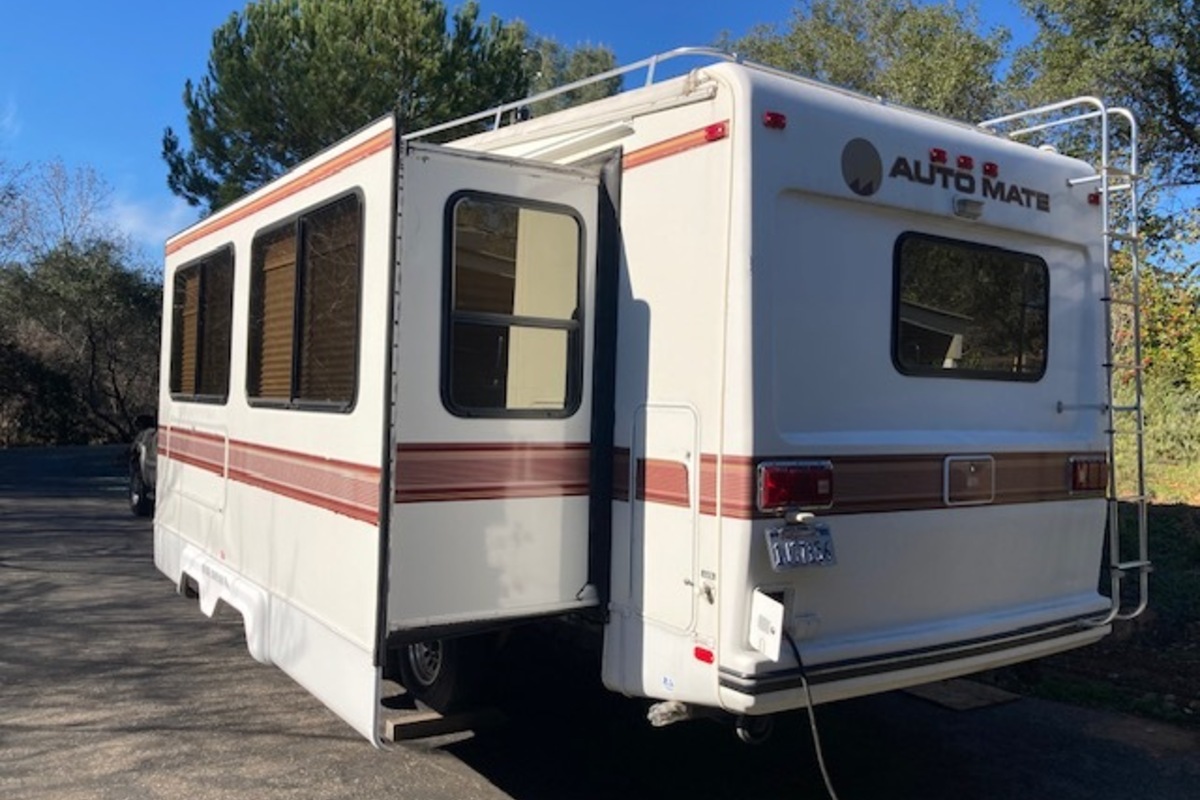 2000 AutoMate 31" in Penn Valley, CA