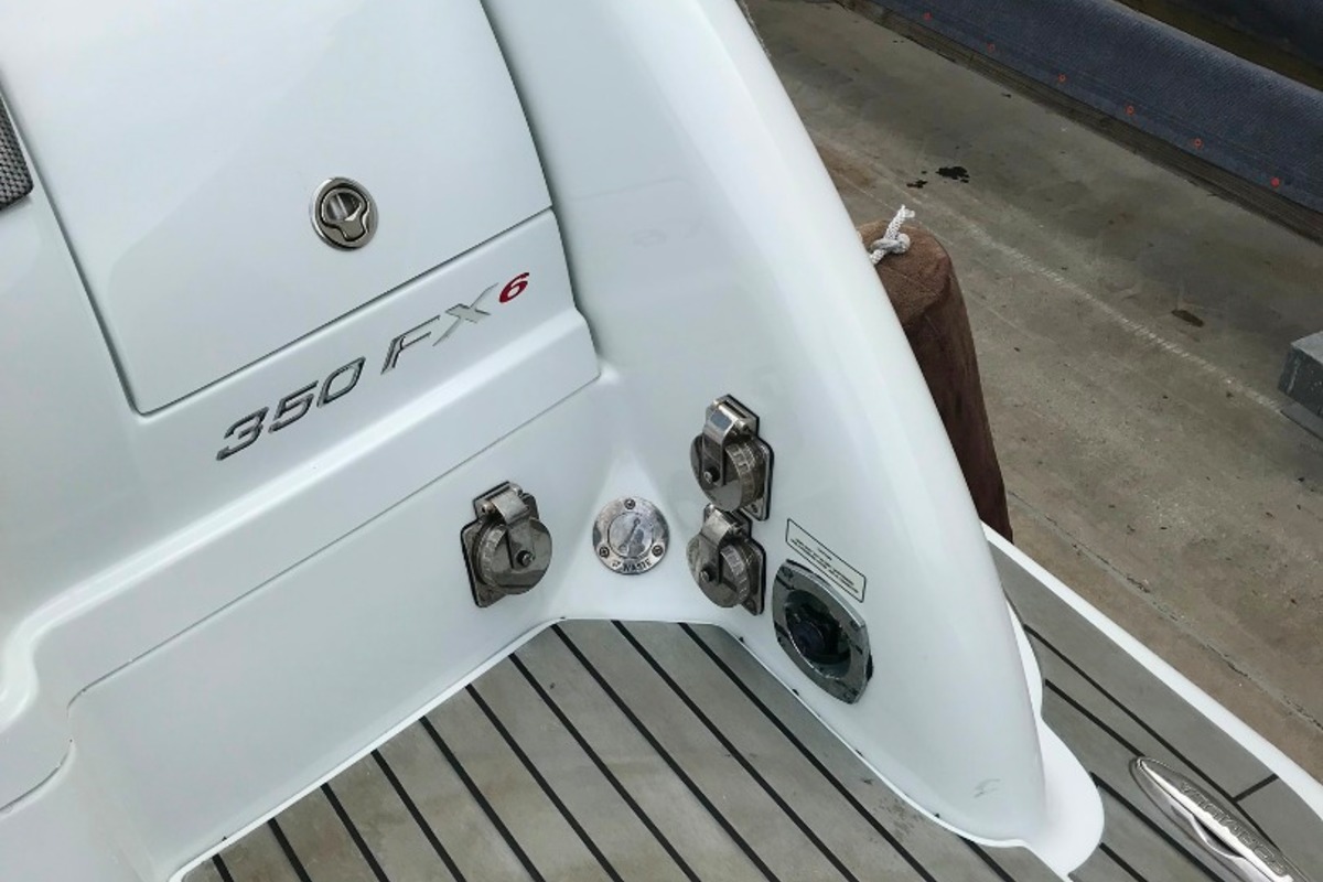 2013 Formula 350 FX6 in Naples, FL