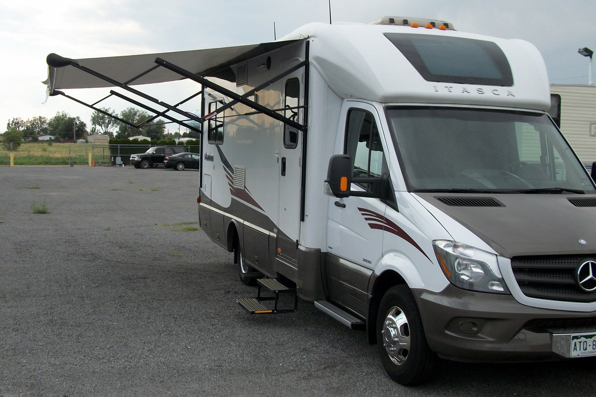 2014 Itasca (Winnebago) Navion iQ (View) 24V in Pueblo, CO