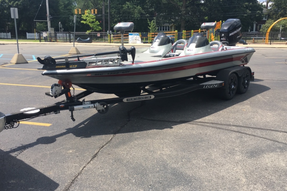 2012 Legend Alpha 211 in Clarkston, MI