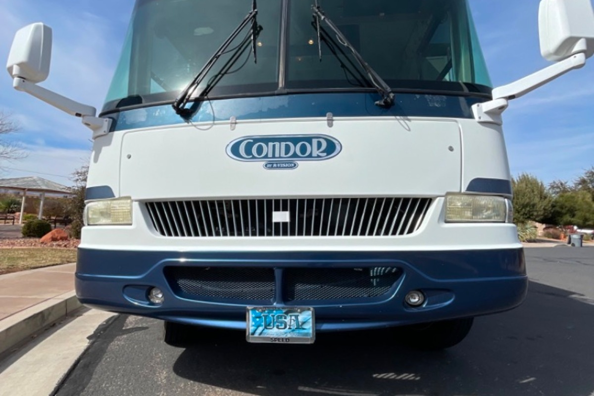 2004 R-Vision Condor 1281 in St George, UT