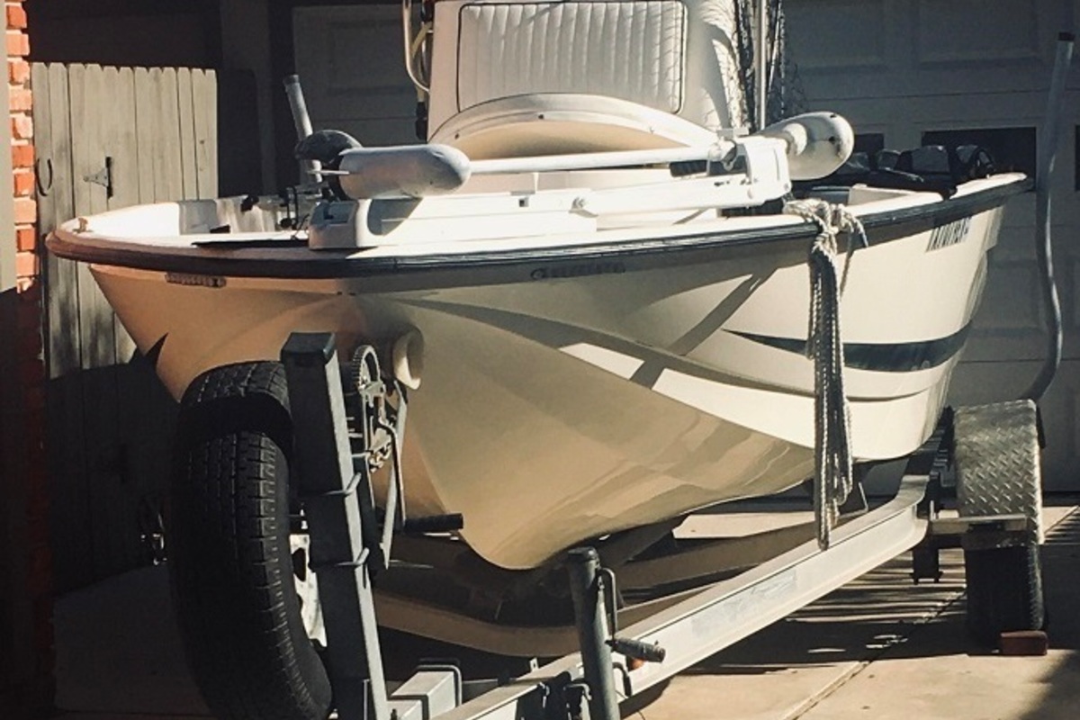 1995 Hydra Sport 19' Hydra Skiff Tunnel Hull in Houston, TX