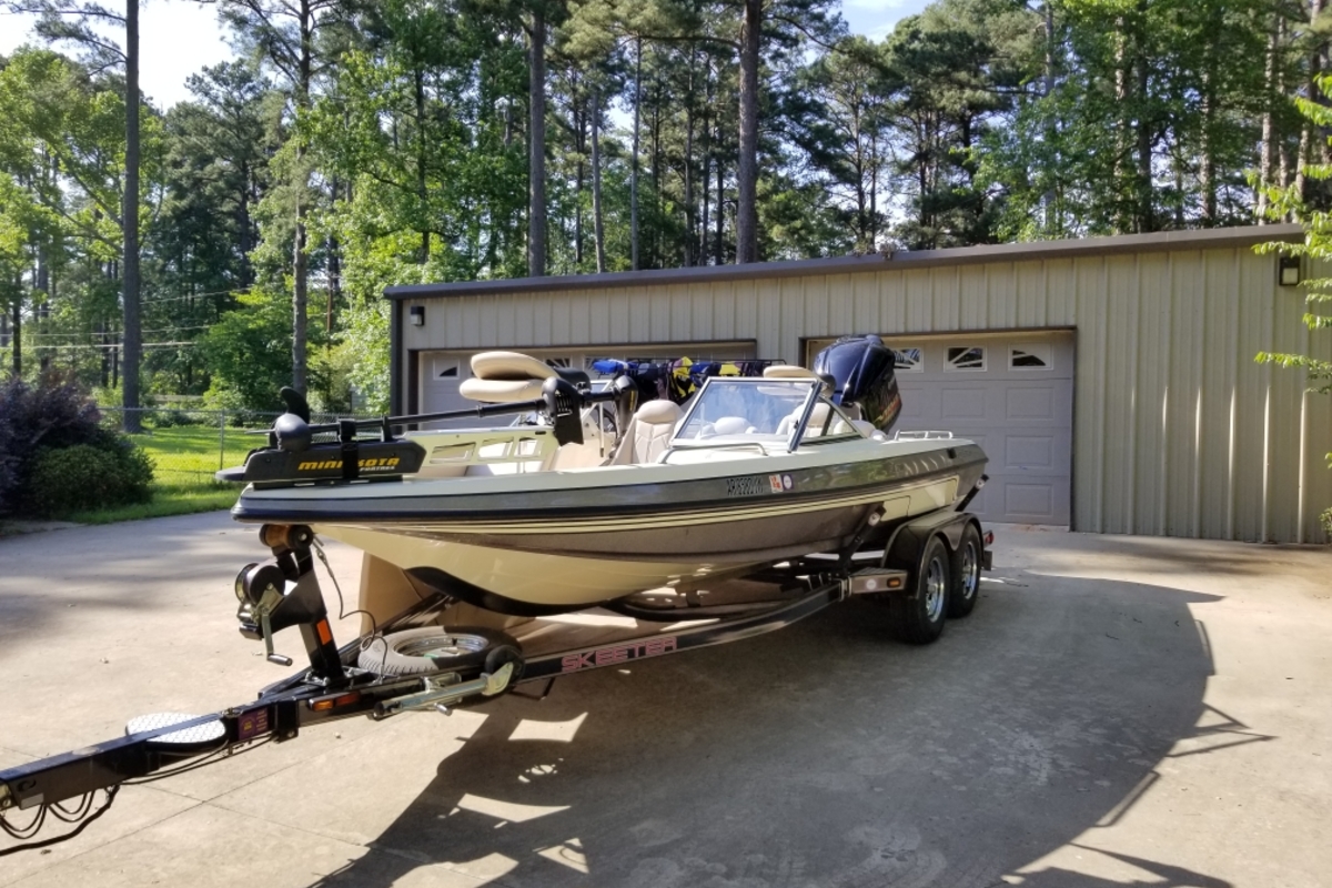 2009 skeeter SL 210 in Blanchard, LA