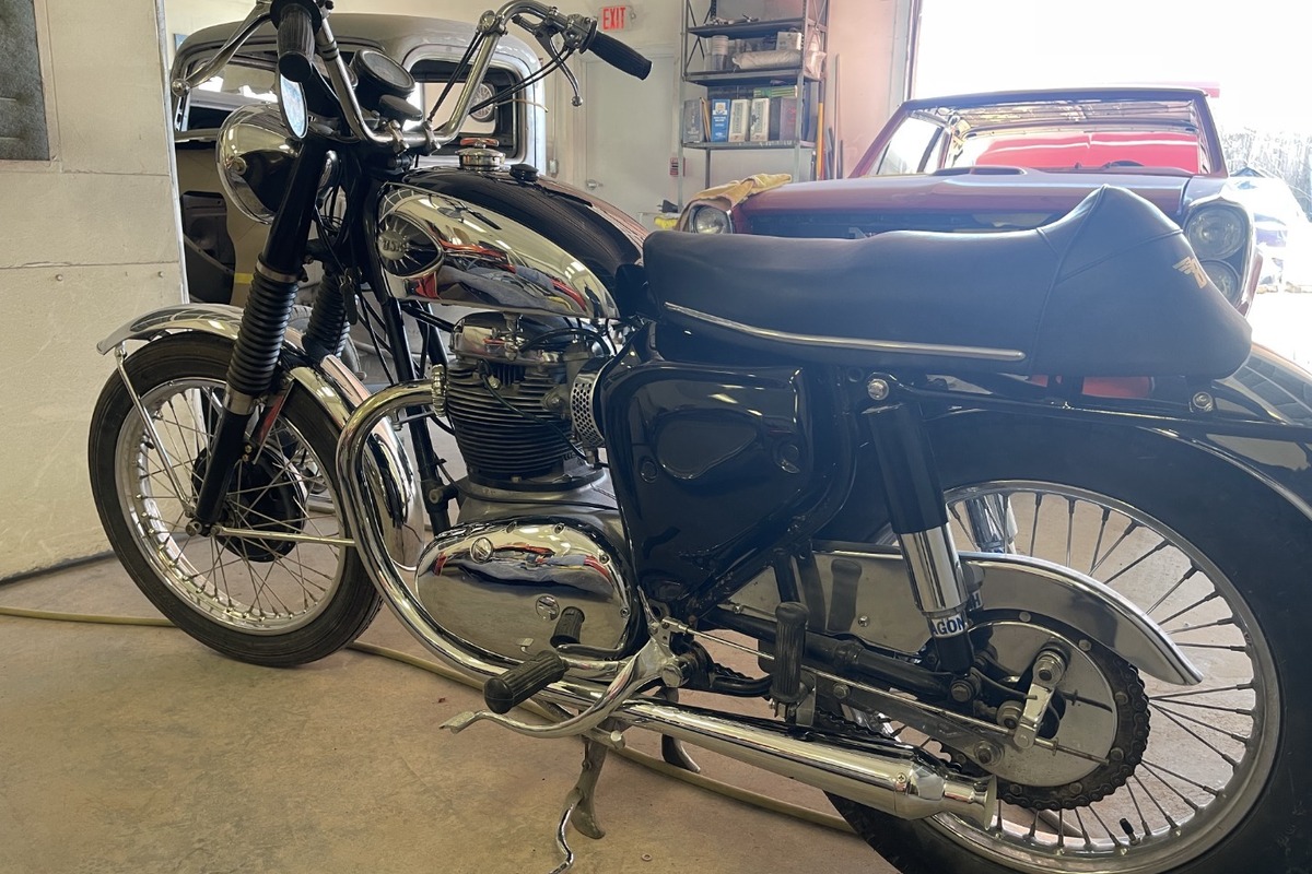 1966 BSA Lightning in Hawthorn Woods, IL