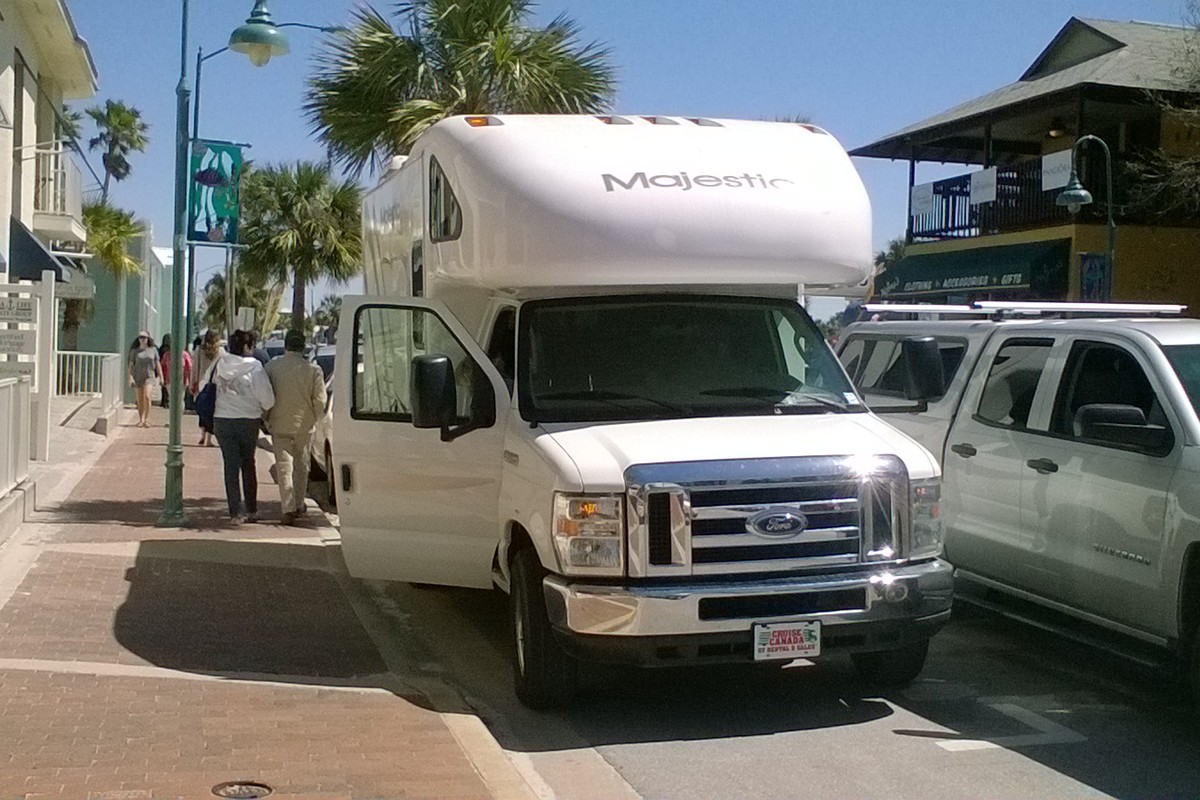 2011 Fourwinds Majestic 19G in Urbanna, VA