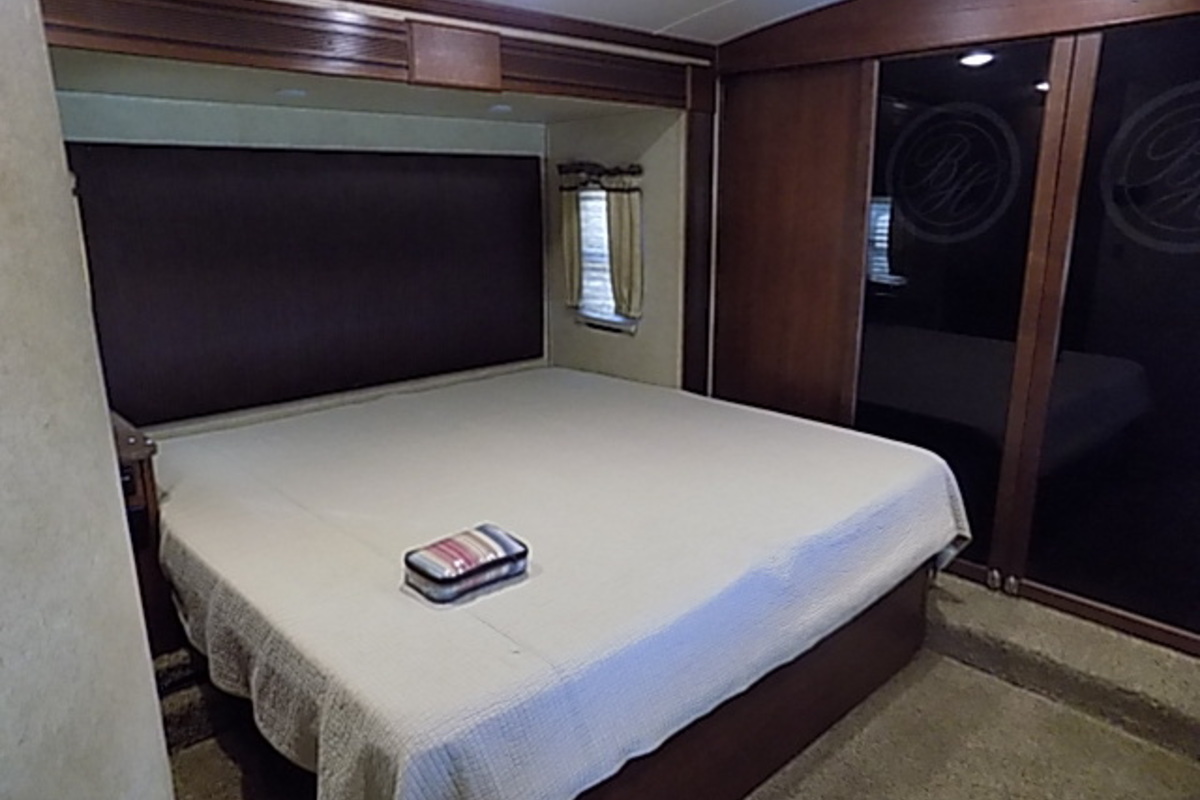 2014 Bay Hill Fifth Wheel Series Evergreen RV M-295RL in Zephyrhills, FL