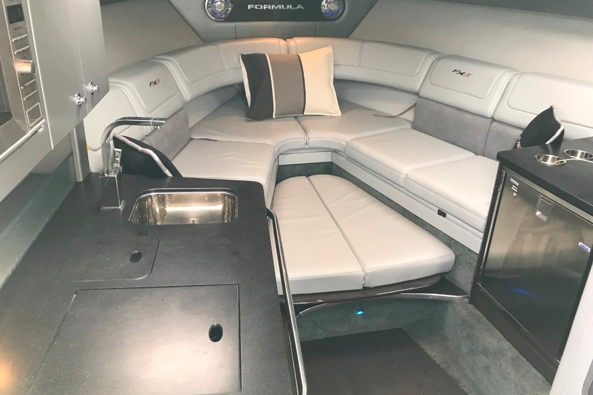 2013 Formula 350 FX6 in Naples, FL