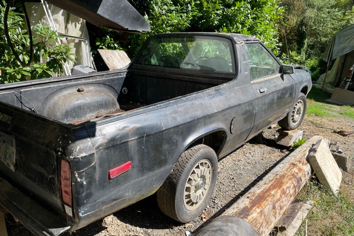 1982 Dodge Rampage 2 trucks in Lincoln City, OR