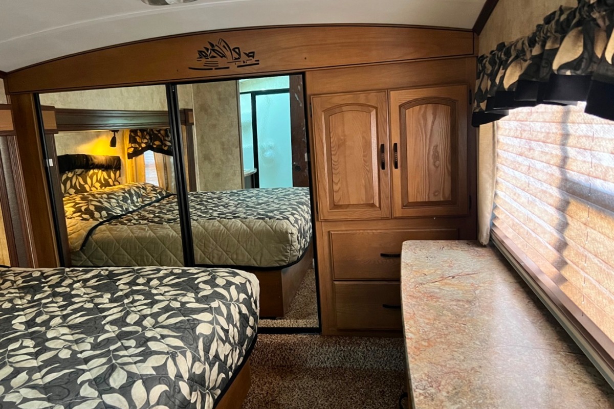 2013 Keystone Outback Sydney Edition in Fredericktown, OH