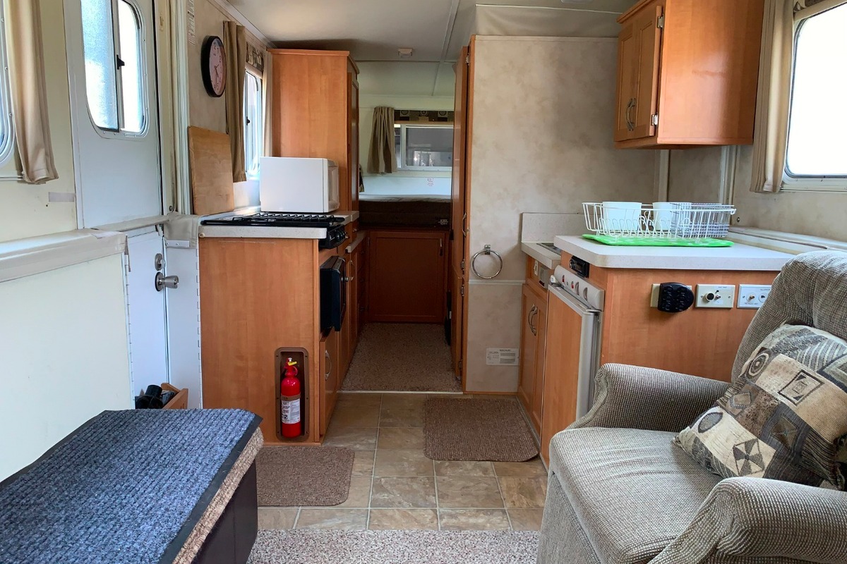 2006 TrailManor 2720SL in Ypsilanti Twp, MI