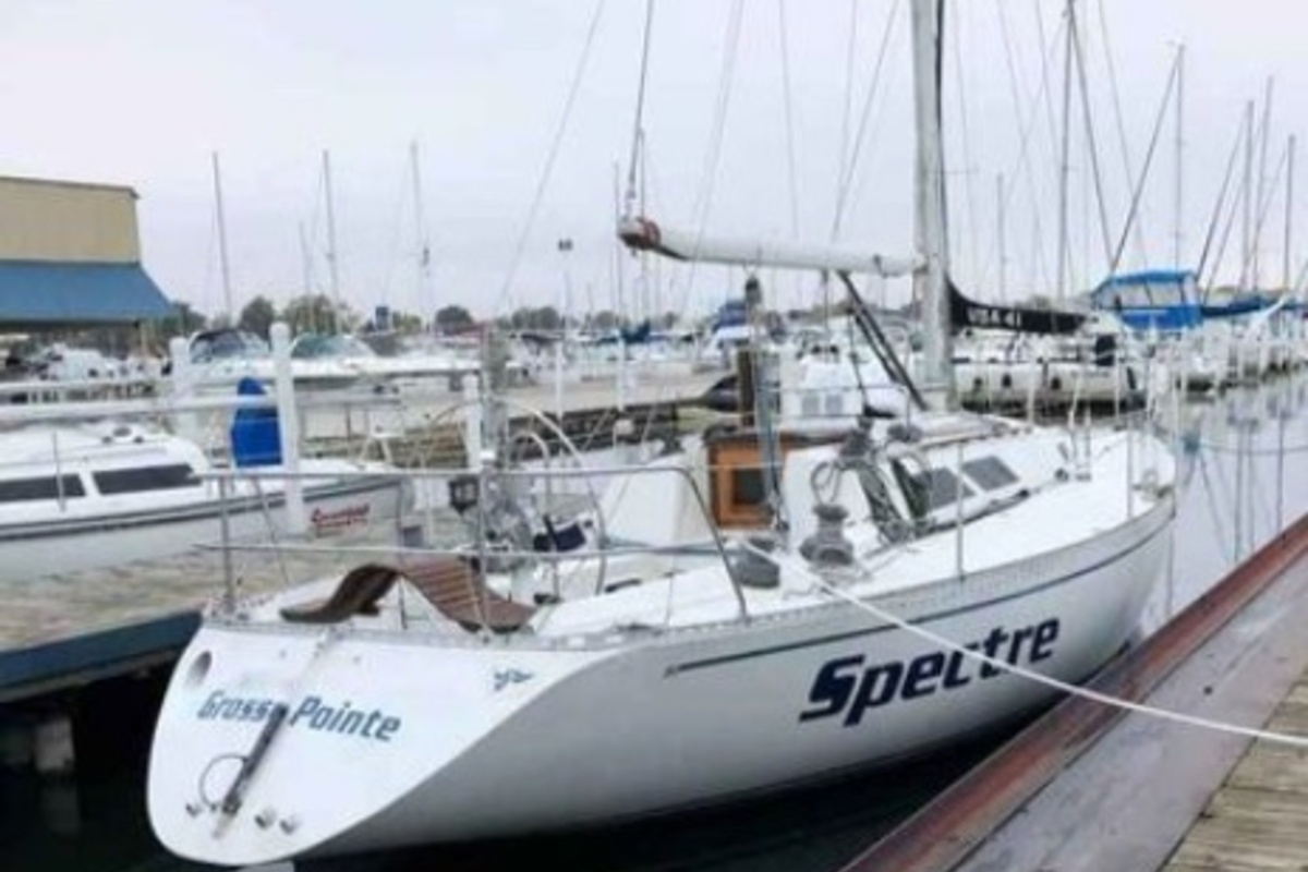 1983 Hinterhoeller Frers F3 in Rogers City, MI