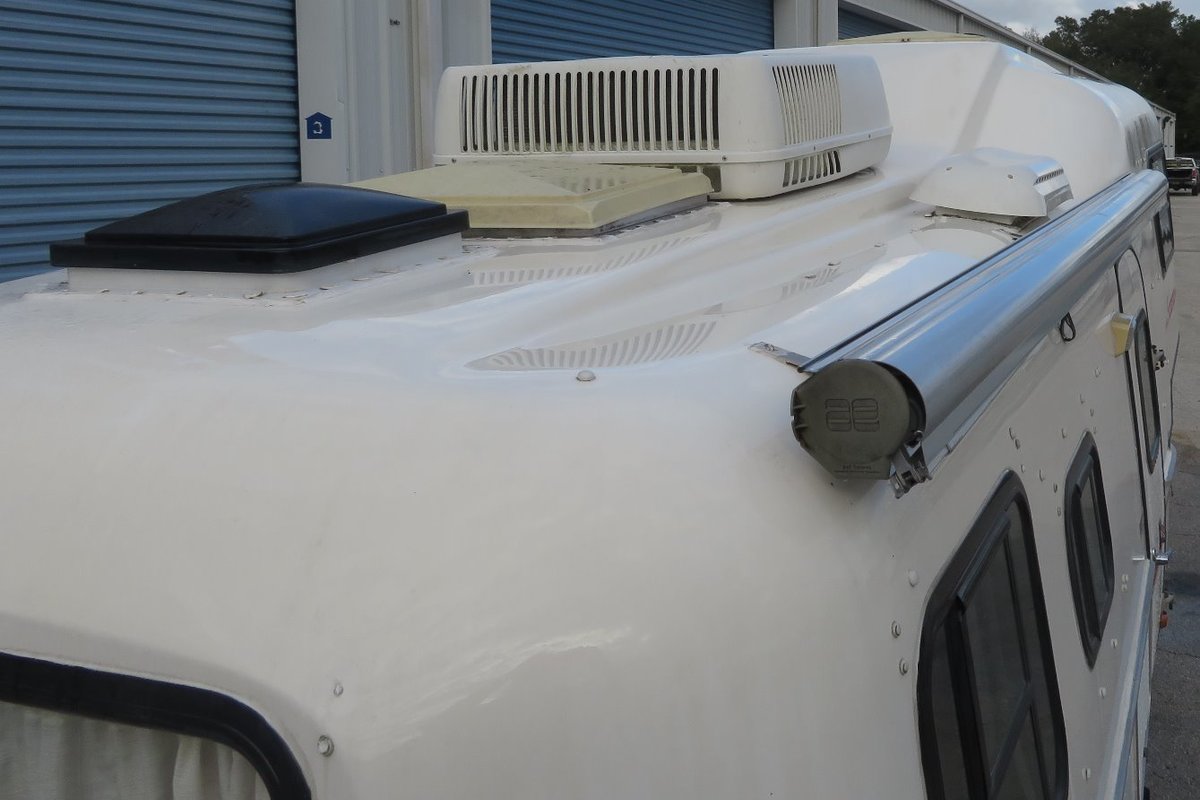 2010 Scamp 19 ft 5th Wheel Standard - Layout 8 in Ocoee, FL