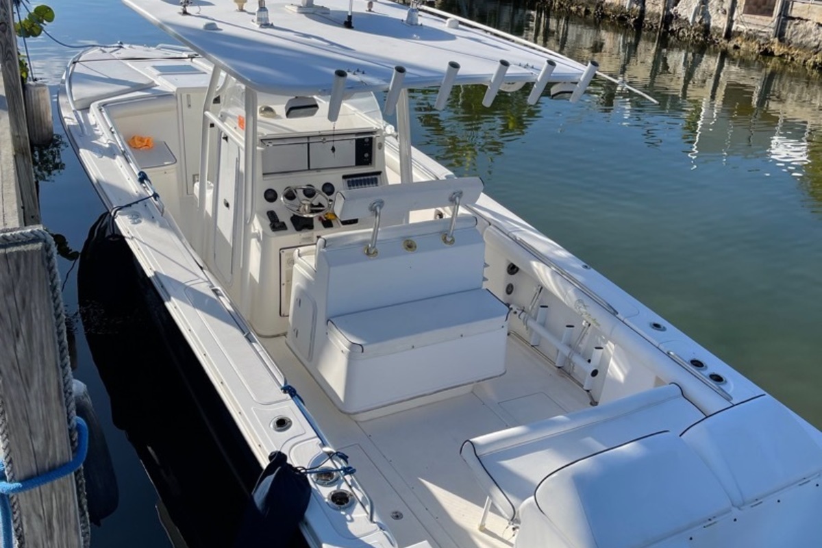 2006 Marlago F 35 in Conch Key, FL