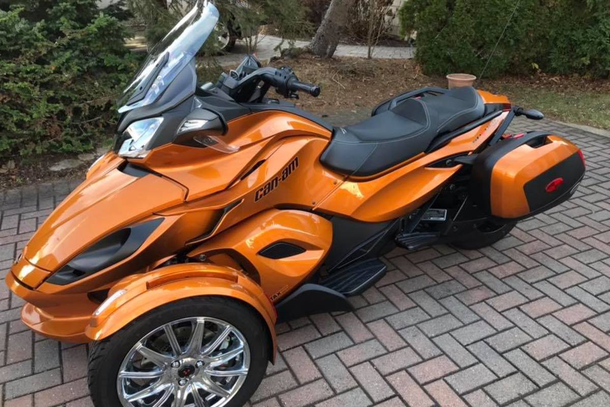 2014 Can-Am Spyder ST Limited in Bonita Springs, FL
