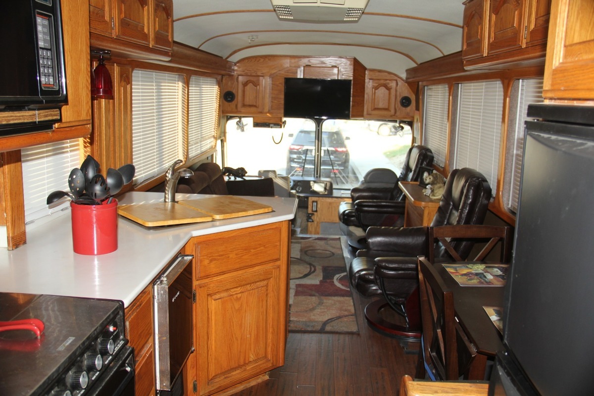1988 Silver eagle Conversion in Castaic, CA