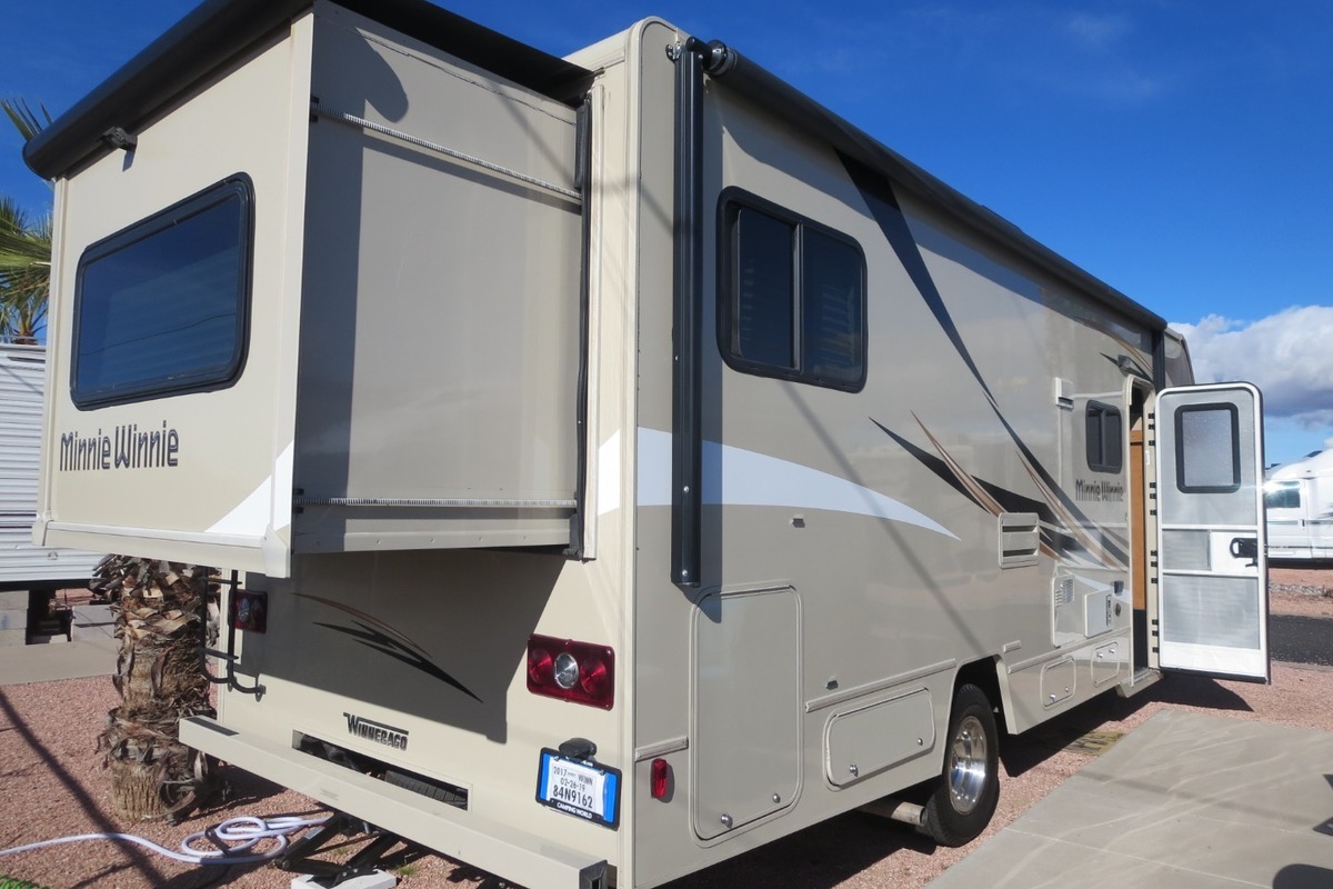 2017 Winnebago Minnie Winnie 26A in Apache Junction, AZ