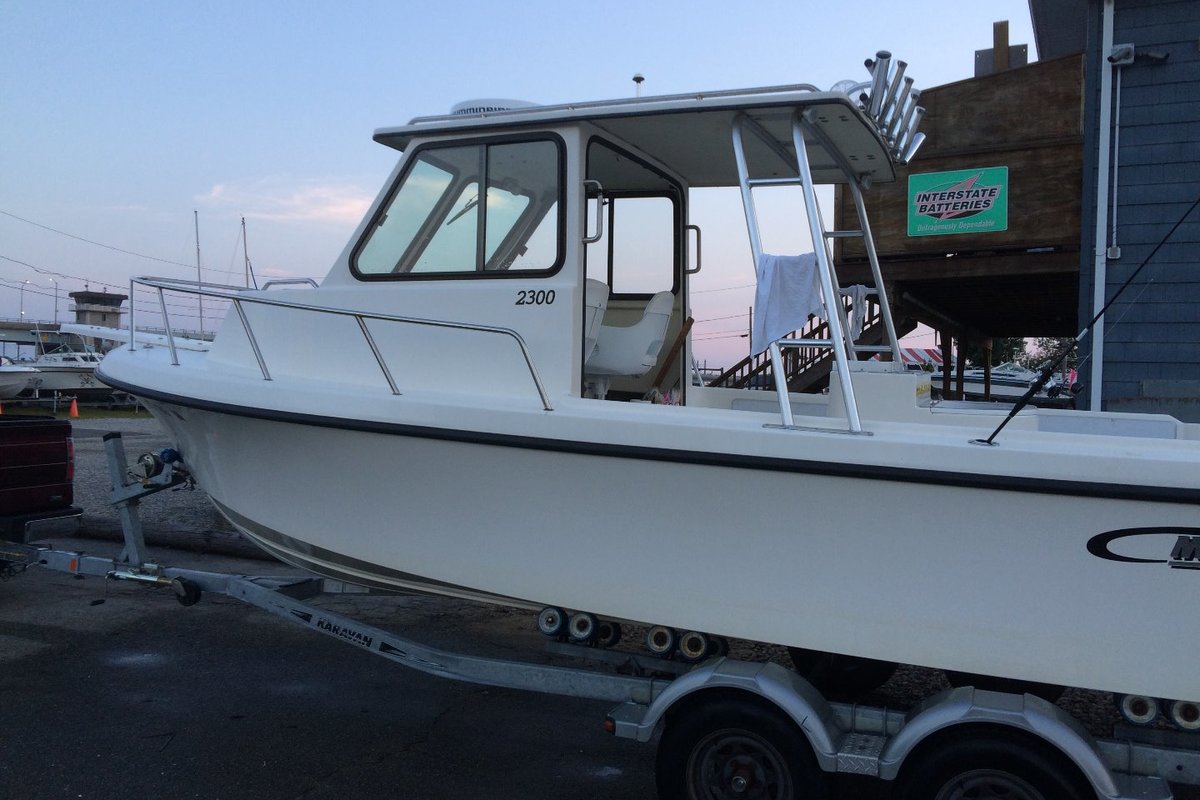 2014 May-Craft 2300 Pilot House in Ellington, CT