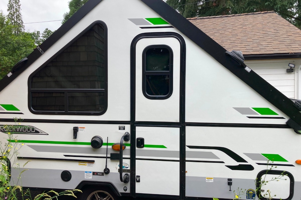 2021 Forest River Rockwood A-frame pop-up camper in Salem, OR