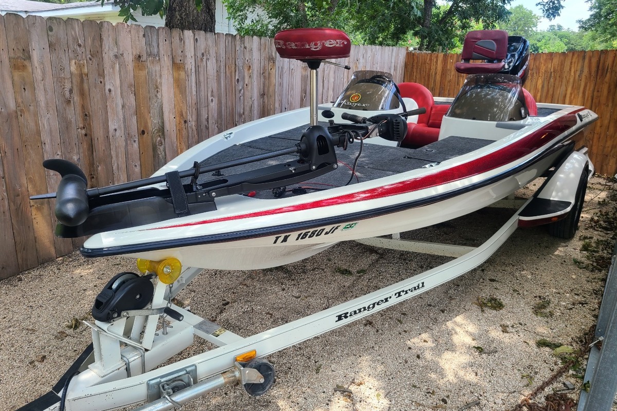 1999 Ranger R83 in Thorndale, TX