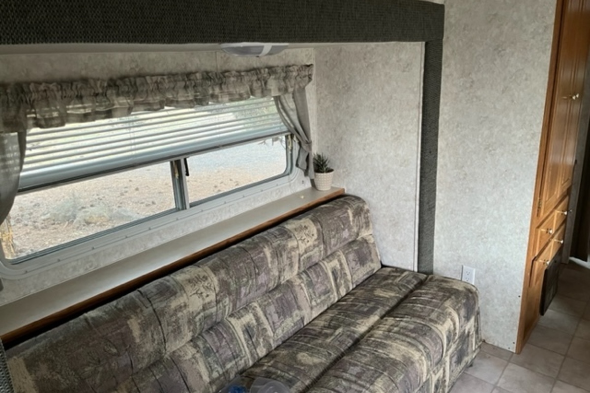 2004 Wildwood Lite by Forest River T25 SL Northwest Edition in Bend, OR
