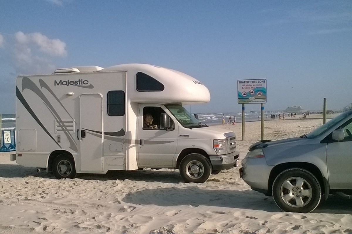 2011 Fourwinds Majestic 19G in Urbanna, VA