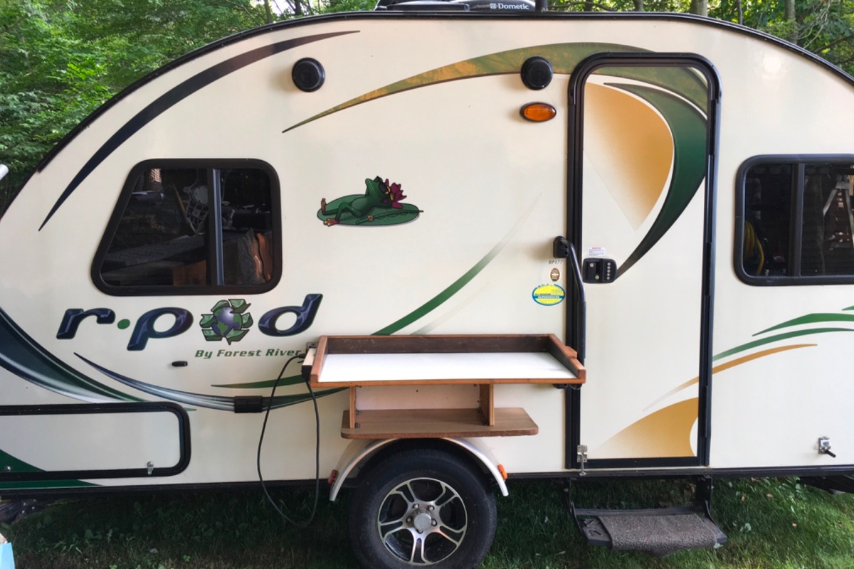 2014 R-Pod 177 in Brown Twp, MI