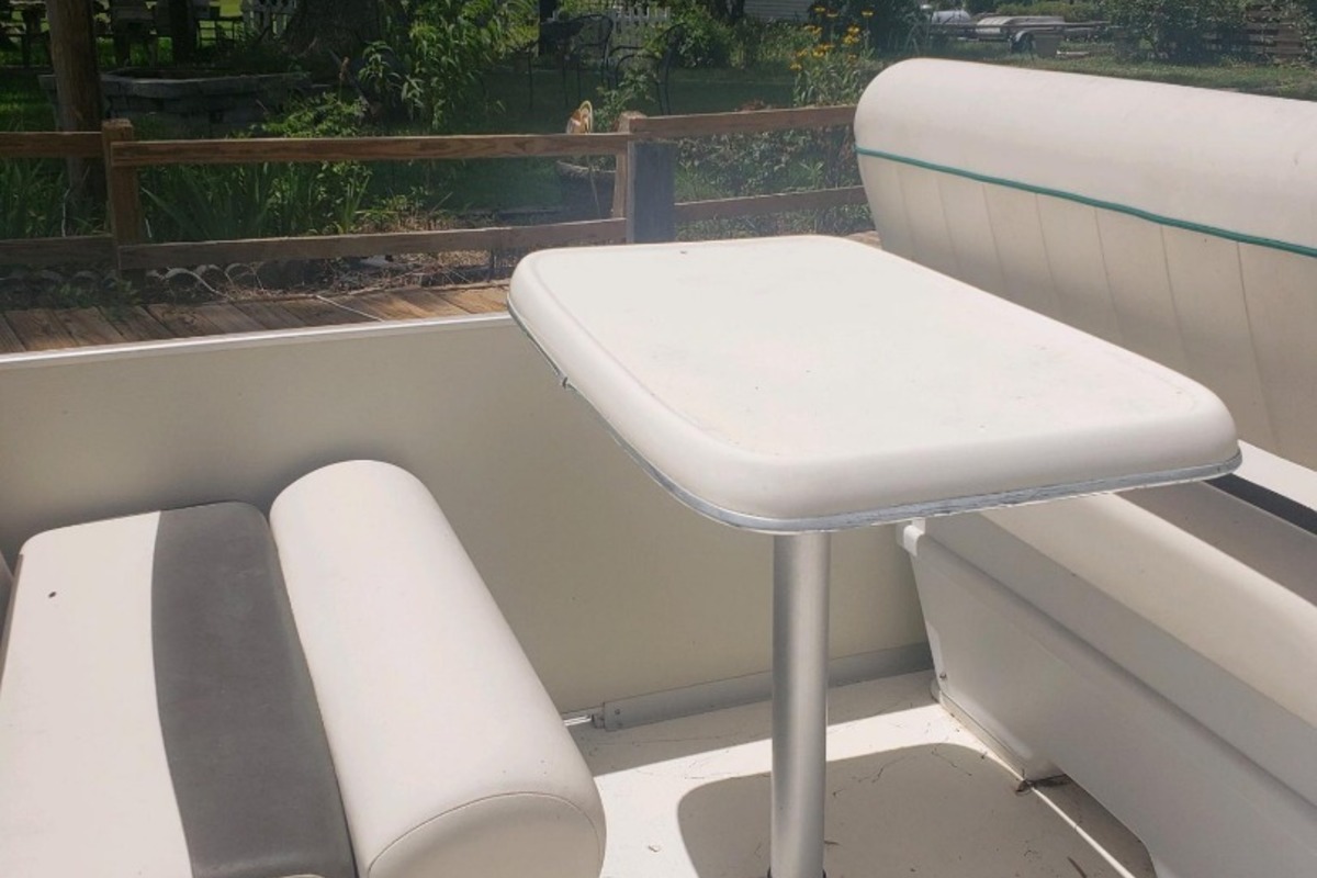 2013 Fiesta Marine Sunray Fish N' Fun Deluxe in Walterboro, SC