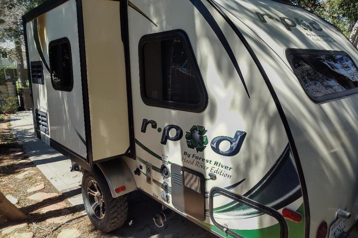 2015 Forest River R-Pod 177 Hood River edition in Crestline, CA