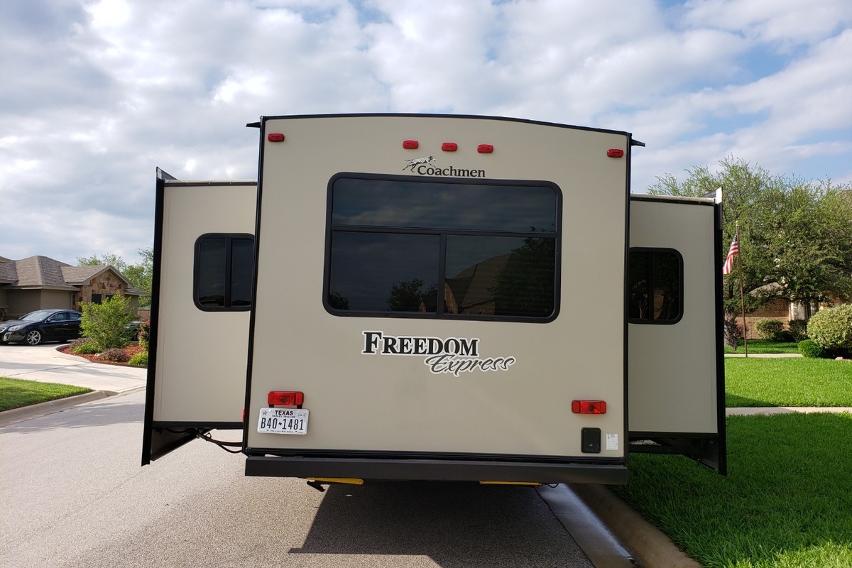 2016 Coachmen Freedom Express 298REDS 298 REDS in Nolanville, TX