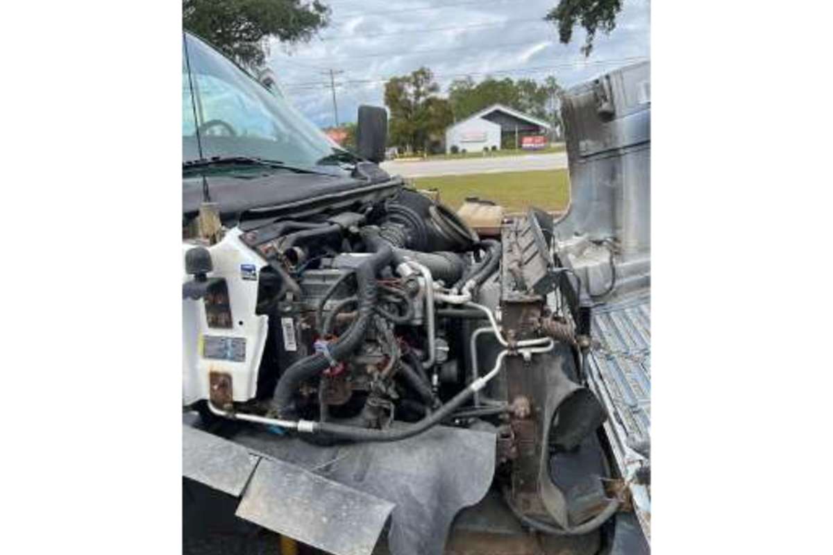 2005 GMC Topkick C5500 C5C042 in Orange Park, FL