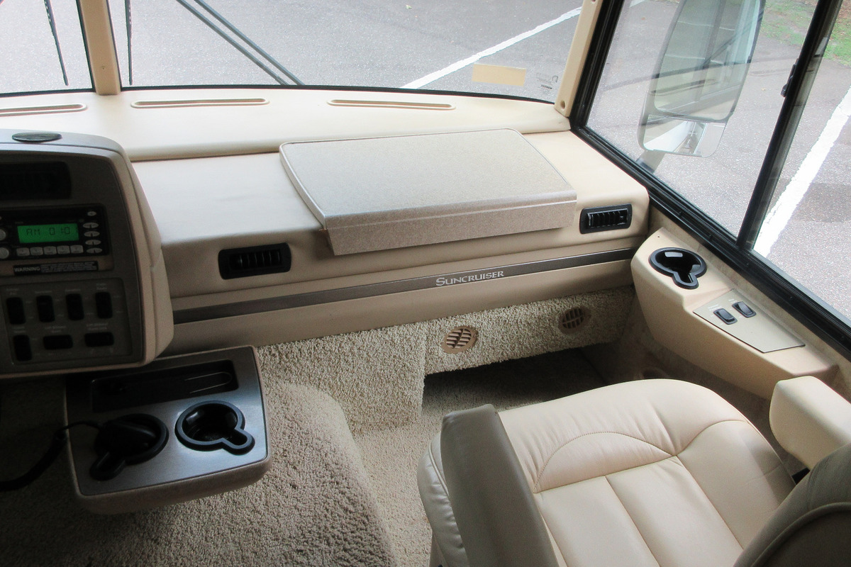 2007 SUNCRUISER WORKHORSE W24 35L ITASCA in Largo, FL