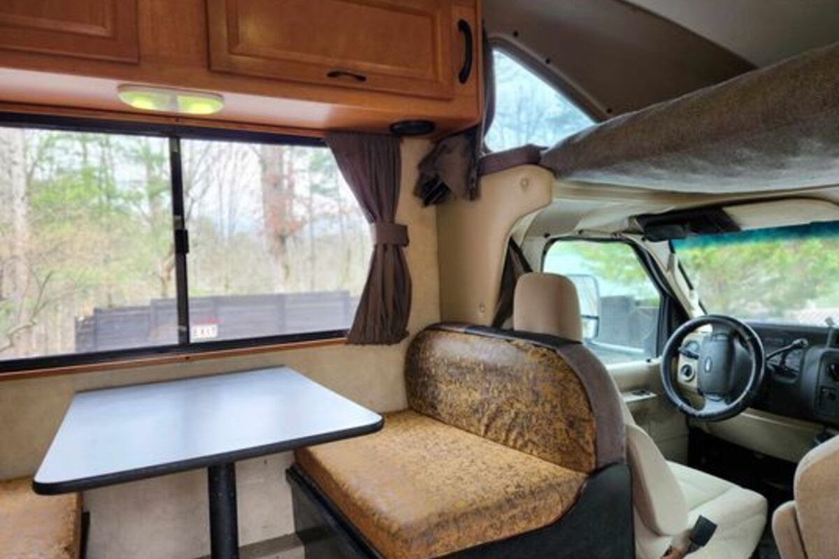 2012 Thor Majestic 19G in East Ellijay, GA