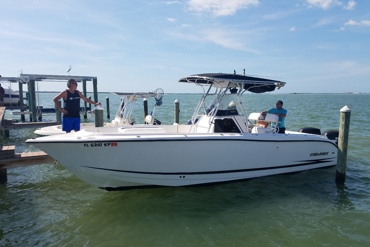 1997 Hydra-Sports 3000 CC in New Port Richey, FL