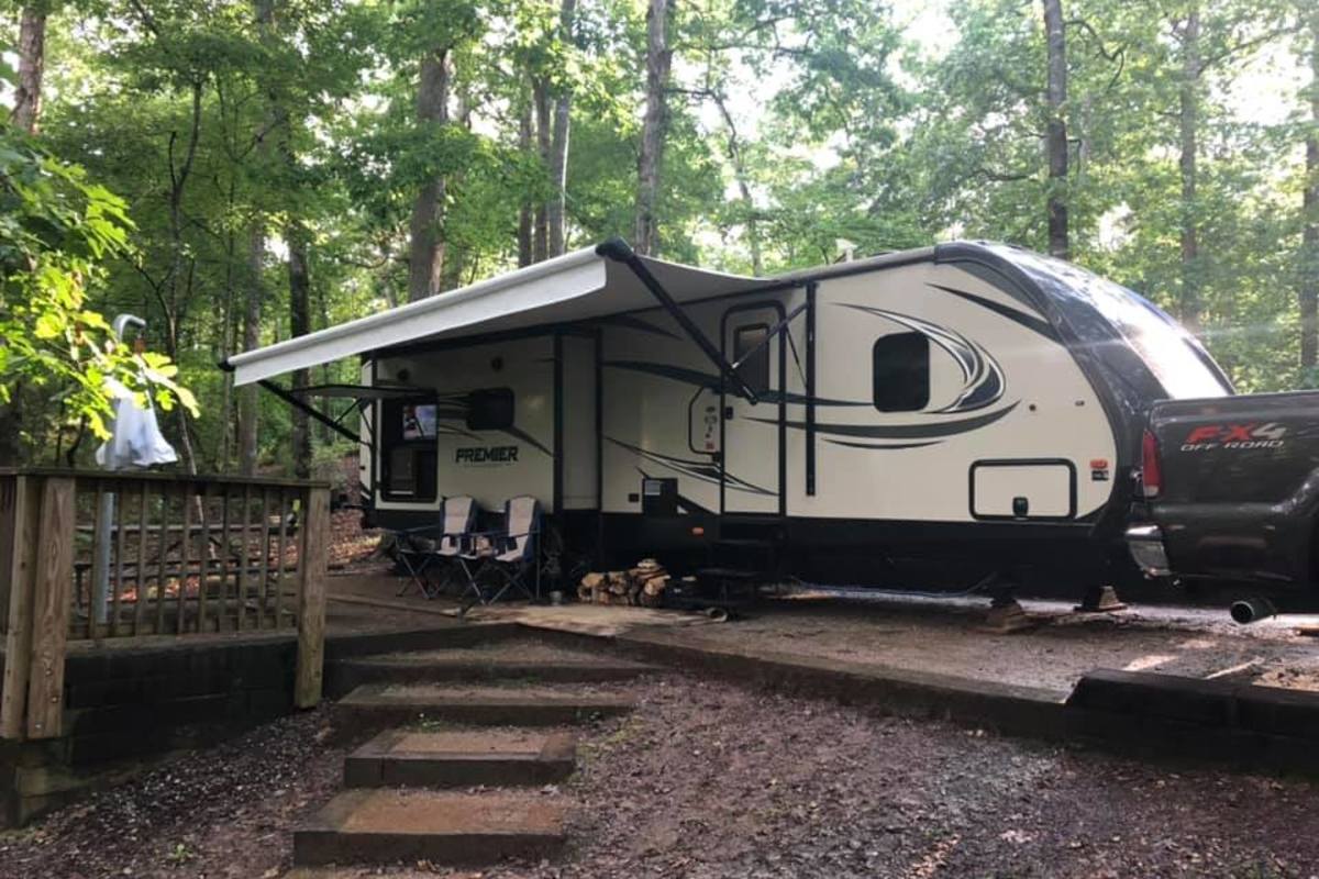 2017 Keystone Premier 30RIPR in Bethlehem, GA