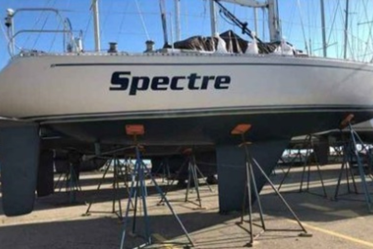 1983 Hinterhoeller Frers F3 in Rogers City, MI