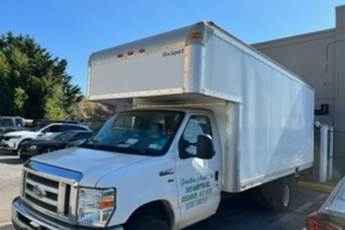 2012 Ford E350 Super Duty Van-Cab Chasis 2D in Oceanside, NY