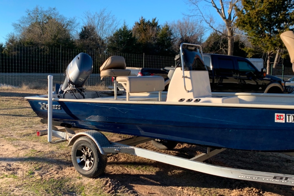 2017 Xpress Xplorer XP18CC in St Paul, TX
