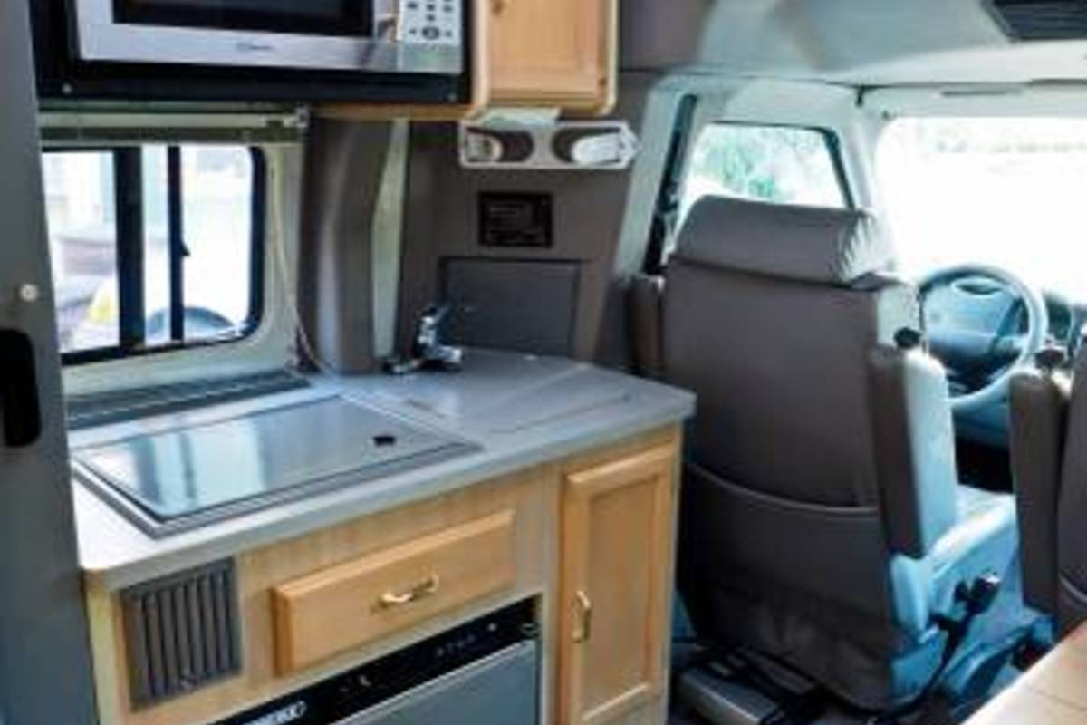 1999 Winnebago RIALTA FD TWIN in Lake Elsinore, CA