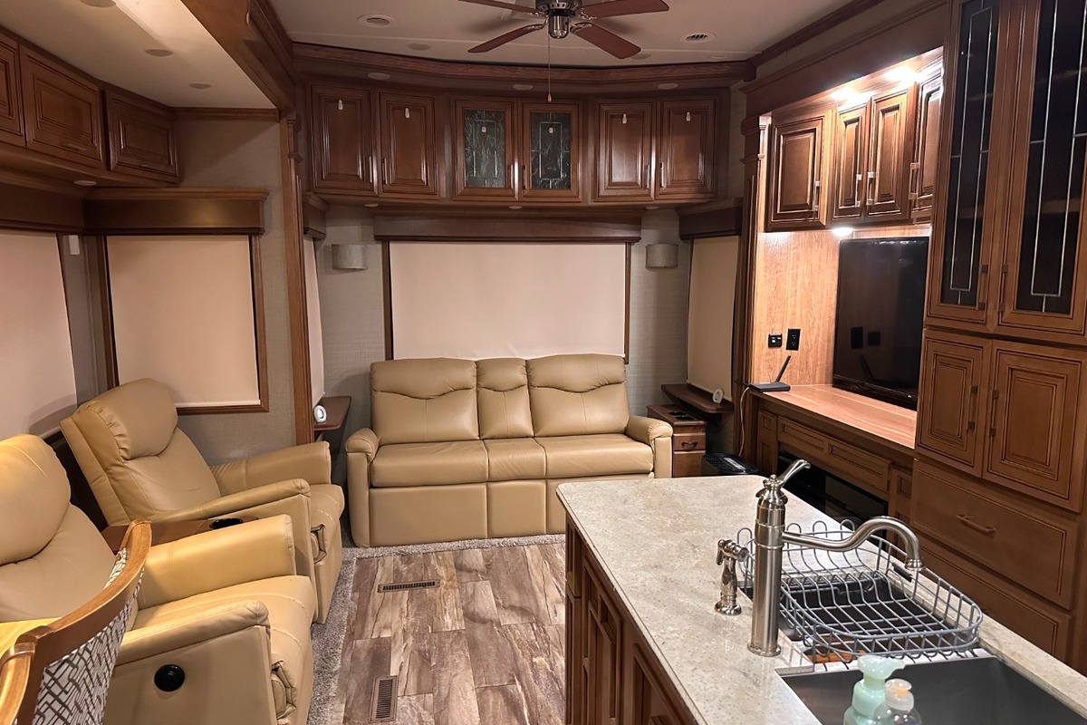 2018 DRV Mobile Suites 36rssb3 in Nevada, TX