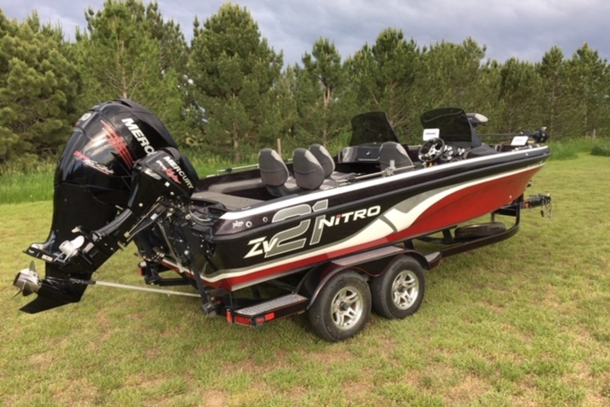 2014 Nitro ZV21 in Slater, WY