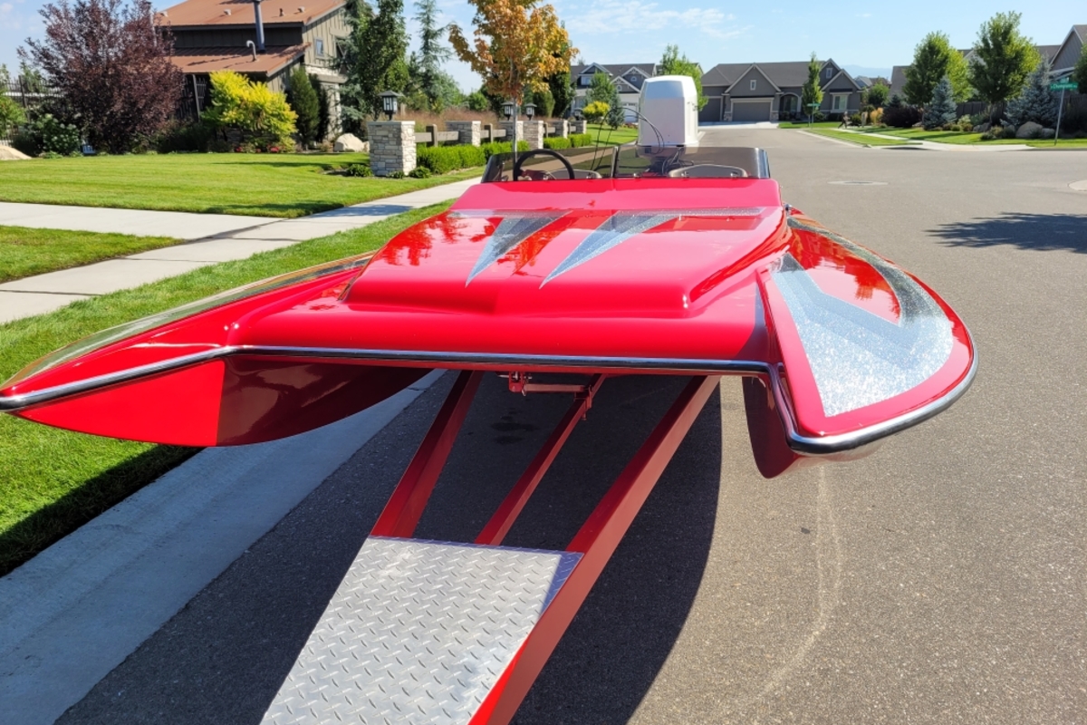 1988 Liberator Hydroplane Tunnel in Eagle, ID