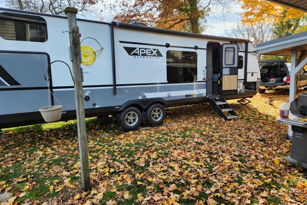 2021 Coachmen Apex 300 BHS in Halifax, PA