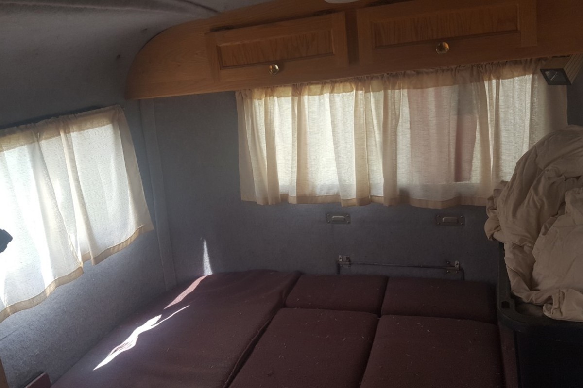 1999 Scamp 13' Deluxe with Bathroom in Dorchester, IL