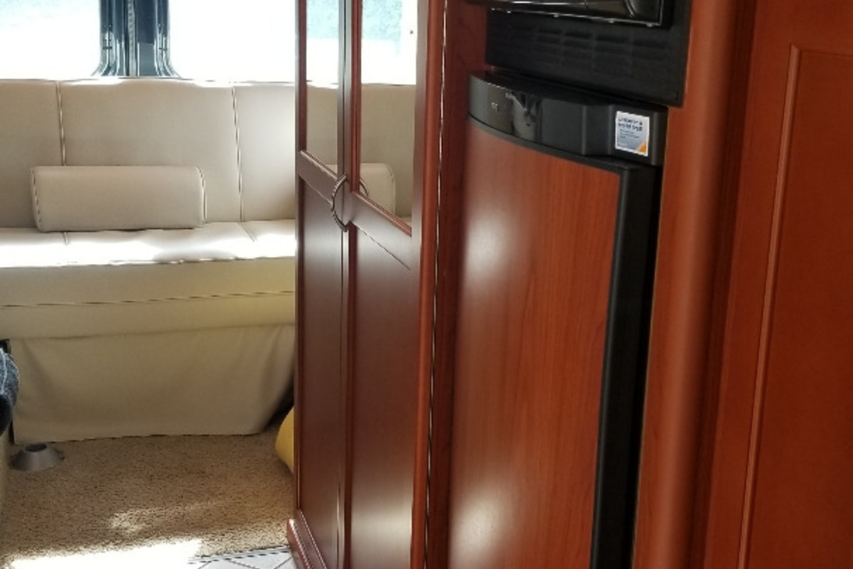 2012 GREAT WEST VAN LEGEND MERCEDES SPRINTER 3500 in Bethlehem Twp, NJ