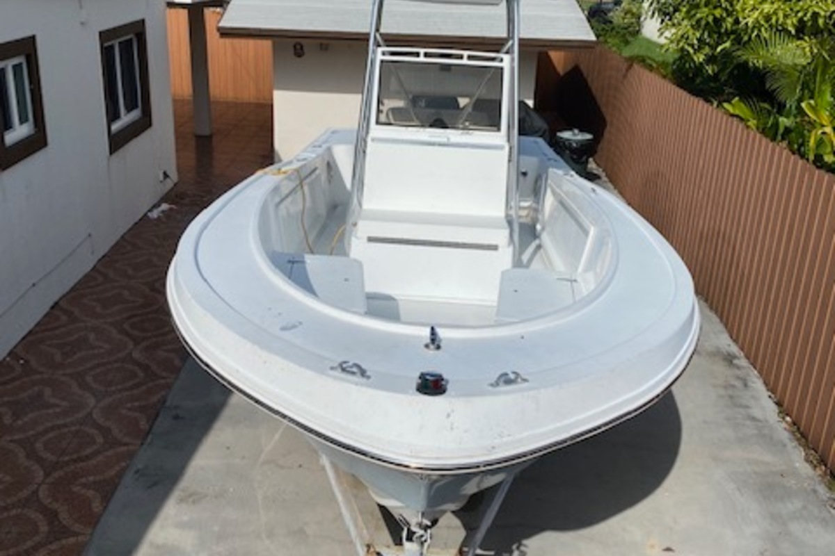 1988 Mako Mako 221 in Miami, FL