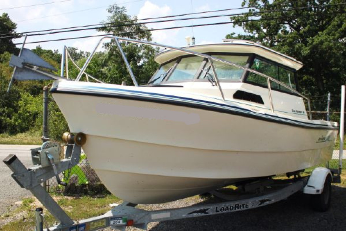 2005 ARIMA SEA RANGER 19 in Satsuma, FL