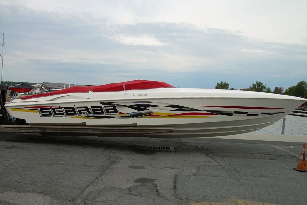 2000 Wellcraft Scarab 33 in Corpus Christi, TX