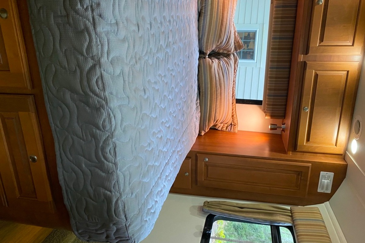 2013 Coach House Platinum II 241 XL Premium Package in Beaufort, SC