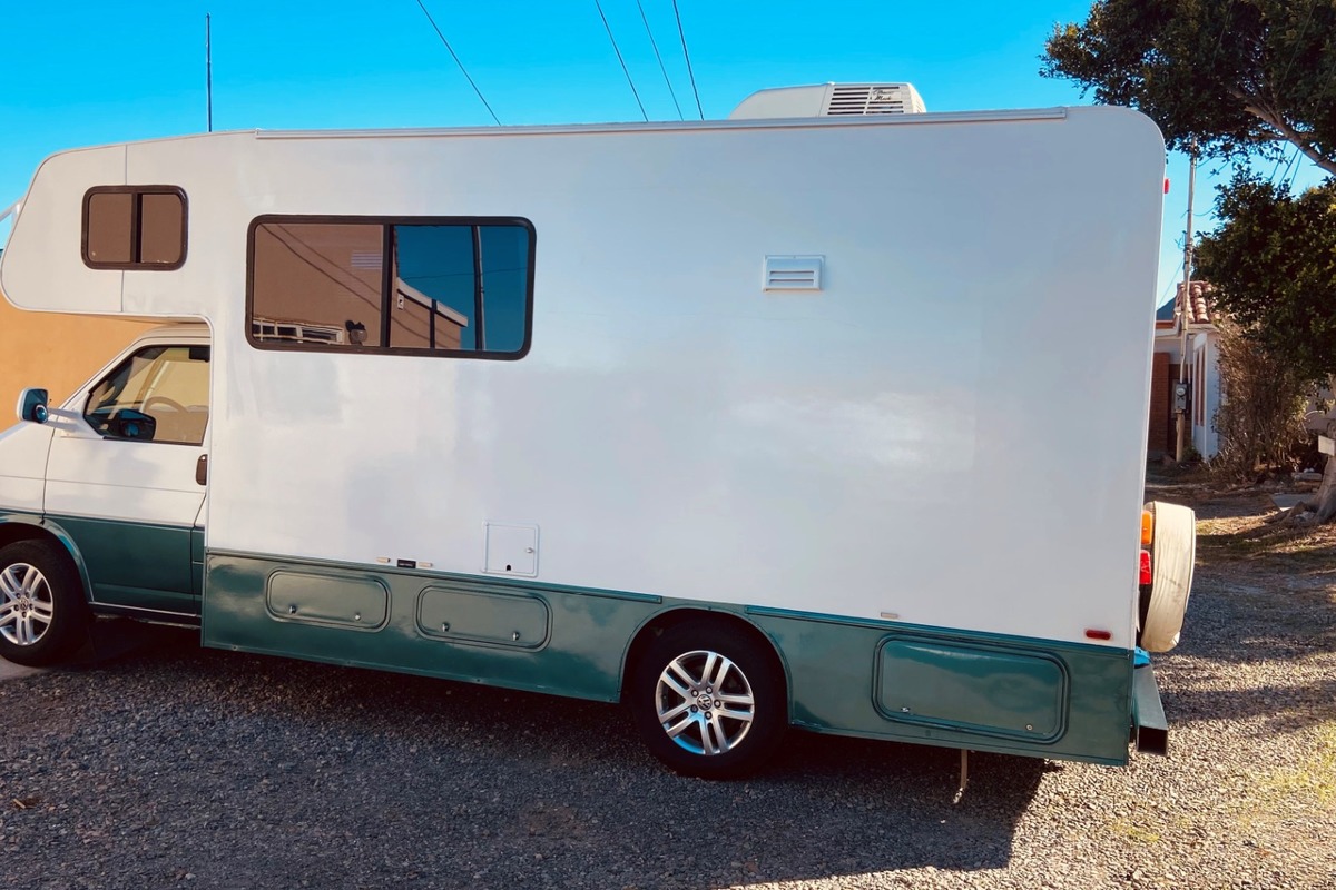 2002 Winnebago VISTA VOLKSWAGEN in El Monte, CA