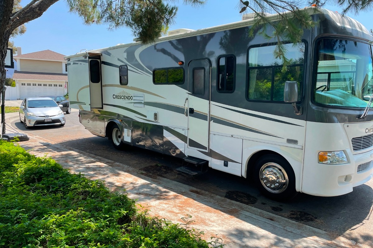 2007 Gulf Stream Crescendo 324 FRED in Irvine, CA